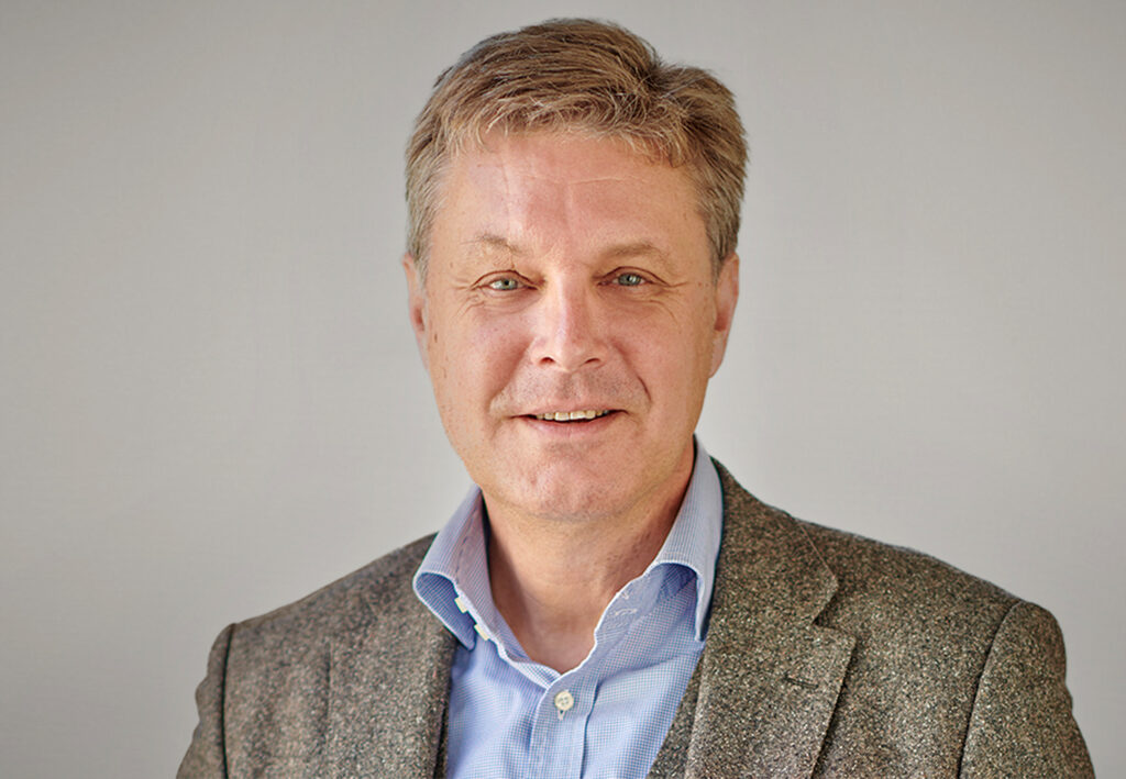 Prof. Christoph Ehrhardt ist neuer Aufsichtsratsvorsitzender der ecobuilding AG